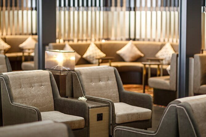 Shanghai Pudong International Airport No.77 China Eastern Lounge at Terminal 2 - Navigating the Check-In and Access