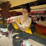 Shanghai: Royal Banquet with Chinese Cultural Performance - What to Expect at the Royal Banquet