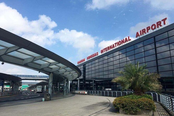 Shanghai Wusongkou Cruise Port to Hongqiao Airport:Private with Meet service - The Journey: From Port to Airport