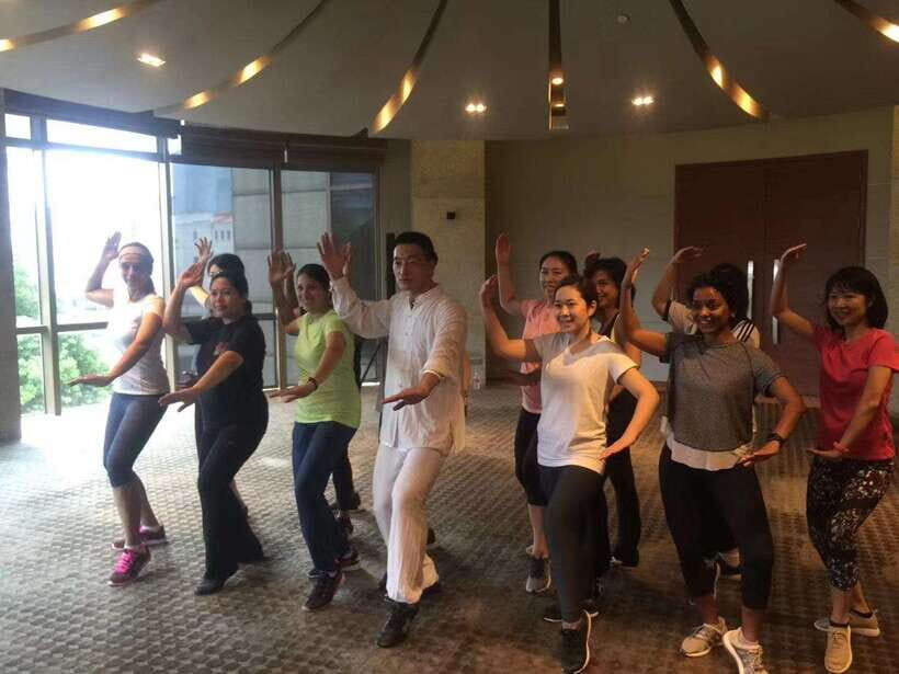 Shanghai:Tai Chi Experience in a Scenic Park - Deep Dive into the Itinerary