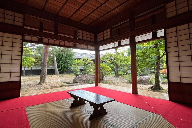 Shirakawa-go and Hida-Takayama Private Day Trip from Nagoya - Exploring Nagoya’s Gateway: Takayama Jinya and Old Town