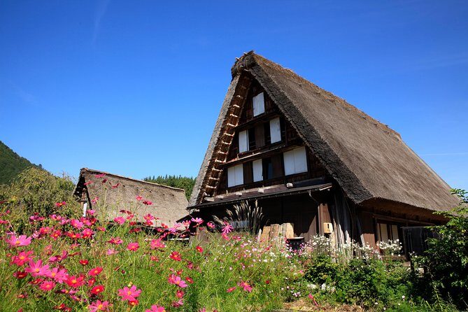 Shirakawago(UNESCO world heritage)/ Onsen / Hiking / 1day tour - Visiting the Wada House: A Peek into Tradition