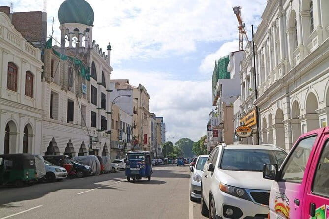 Shore Excursion Colombo Port to Kelaniya Temple & Colombo City for 7 to 12 Pax - Transport, Timing, and Value