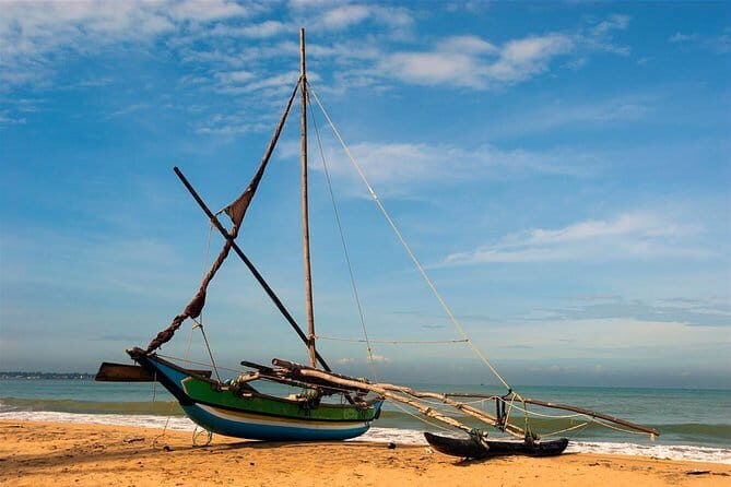 Shore Excursion Colombo Port to Mount Lavinia Beach & Colombo city For 7 -12 Pax - Who Will Love This Tour?