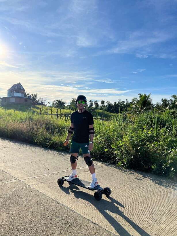 Siargao : Sunset 2 Hours Guided Electric Skate Experience - Who Would Love This Tour?