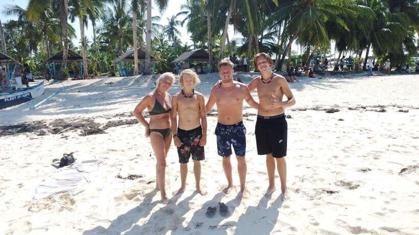 Siargao:Tri Island Hopping Naked Island, Daku, Guyam w/Lunch - Authentic Experiences from Travelers