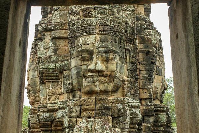 Siem Reap 3 Days Temple & Tonle Sap Lake Floating Village - Day 2: The Grand Angkor Complex and Jungle Temples