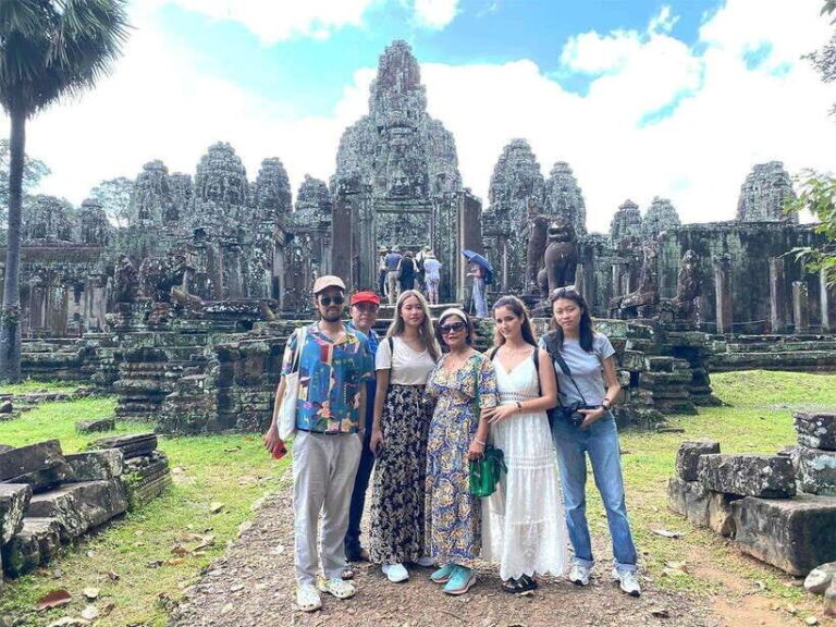 Siem Reap Angkor Wat 2-Day Tour with professional Tour Guide - The Practicalities