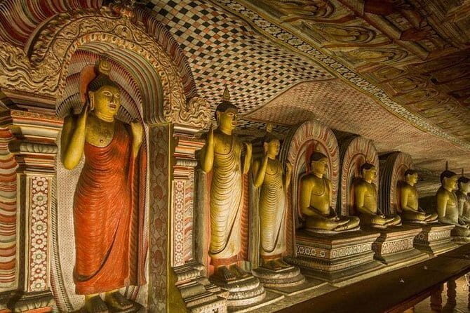 Sigiriya and Dambulla Cave Temple - Exploring the Dambulla Cave Temple