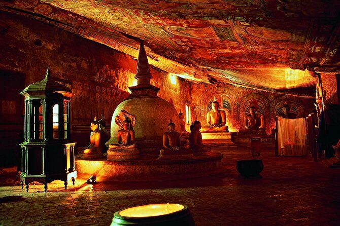 Sigiriya Expedition Uncovers Ancient Marvels - Dambulla Cave Temple: A Buddhist Masterpiece