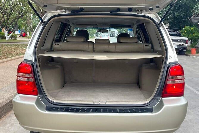 Sihanoukville to Phnom Penh by Private Car or Minivan - Who Should Consider This Service?