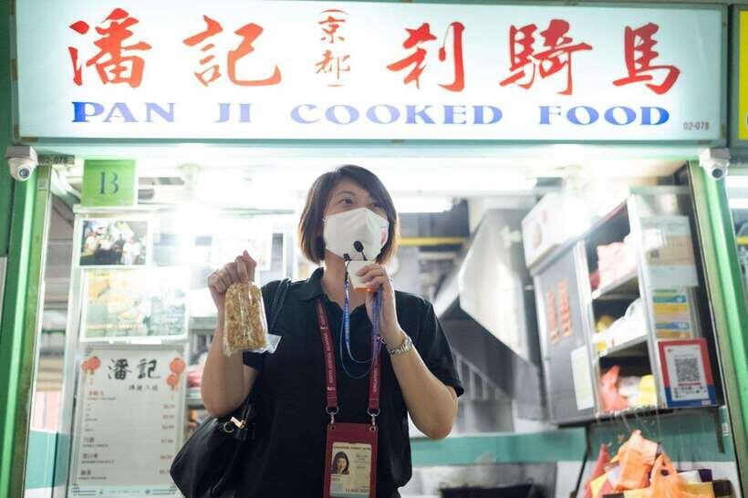 Singapore: Singapore Food Tours - Chinatown Complex Hawker - Why This Tour Is Worth Considering