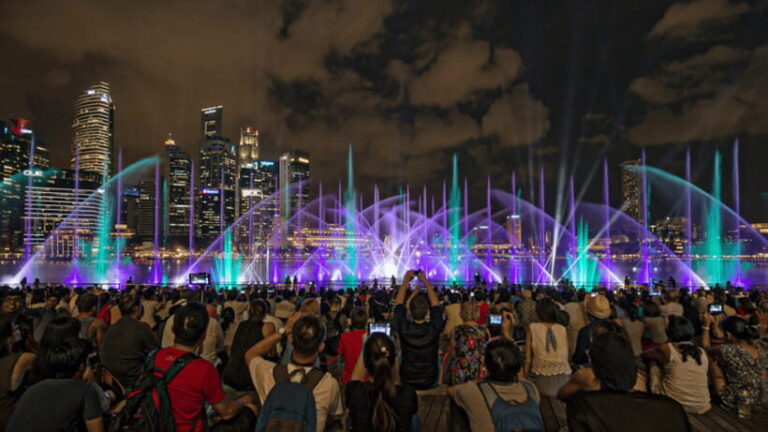 Singapore: Twilight Tour with River Cruise and Light Shows - Does It Offer Good Value?