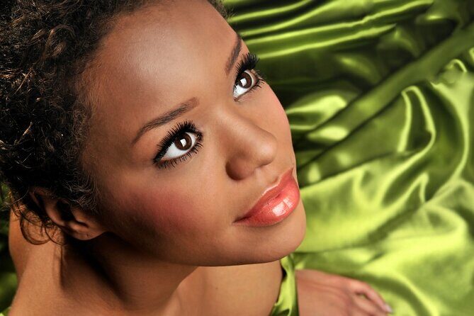 Skin Glo Package w/microderm/LED- For 2 with Appetizers and Wine - How Does This Experience Compare?