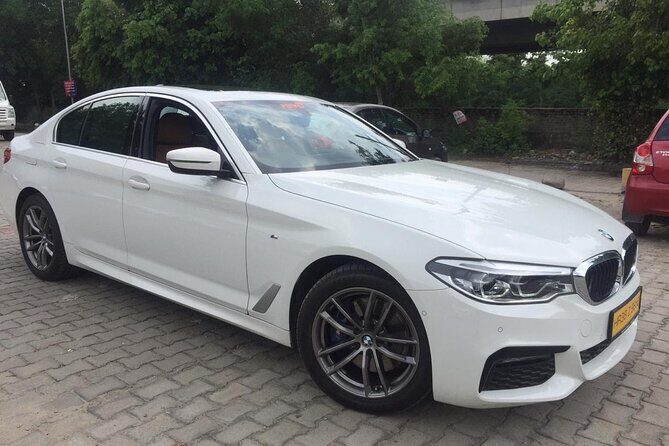 Skip the Line: Super Luxury Taj Mahal & Agra Fort tour from Delhi - Lunch at the Oberoi Amarvilas: A Treat for the Senses