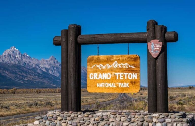 SLC:Grand Teton and Yellowstone National Park Multi-Day Tour - The Transport and Group Size