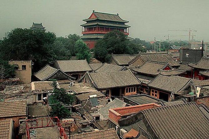 Small-Group Night Walking Tour: Beijing Hutong Discovery Plus Great Leap Brewing Pub Visit - Passing Landmarks and Ending in Houhai