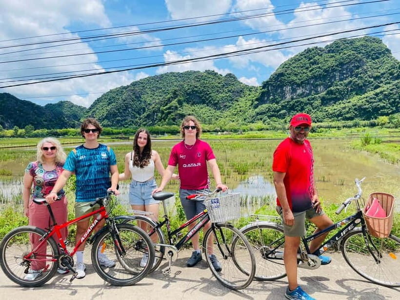 Small Group to Tam Coc - Hoa Lu - Mua Cave 1 Day from Hanoi - An In-Depth Look at the Tour Experience