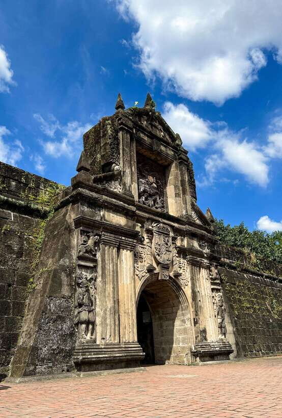 Solo Traveler Friendly Manila Walk w/ Mobile Photography - The Photography Component: Photos That Tell Your Manila Story