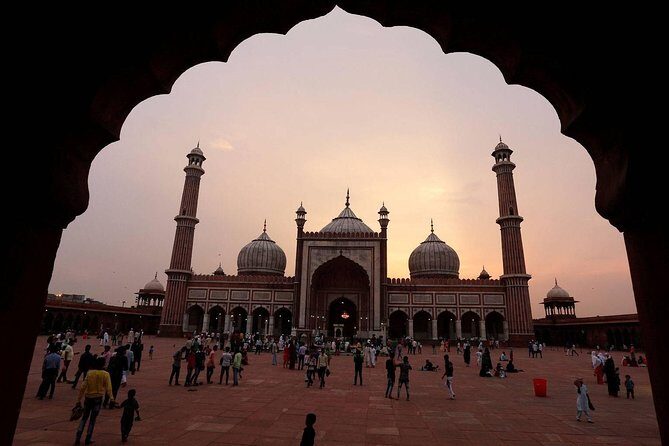 Spiritual Tour of Delhi - What to Expect from the Tour