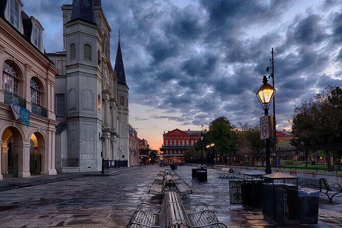 Spooky Tales of the French Quarter Halloween Celebration Tour - The Itinerary: What to Expect at Each Stop