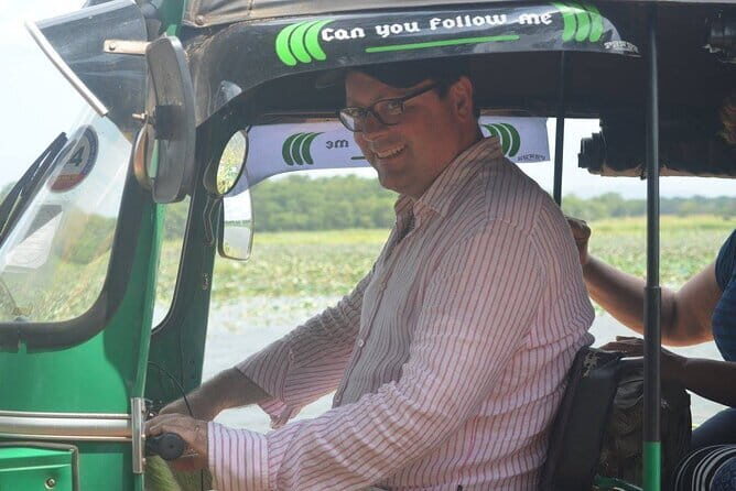 Sri Lanka 11 Days with Driver and Vehicle (Customizable) - Price and Value