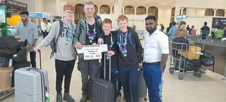 Sri Lanka: 8-Day Round Tour from Katunayake Airport - Day 1: Welcome to Sri Lanka—Colombo