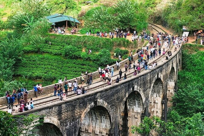 Sri Lanka Multi-Days Car Rent With English Speaking Driver - What to Expect on Your Journey