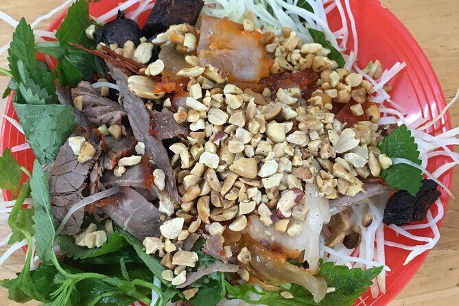 Street food on foot with a local-Asian Promise - The Guide: A Wealth of Knowledge