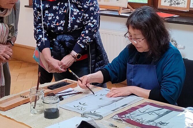 Sumi-e (ink painting) experience in Tokyo - What to Expect During the Sumi-e Experience