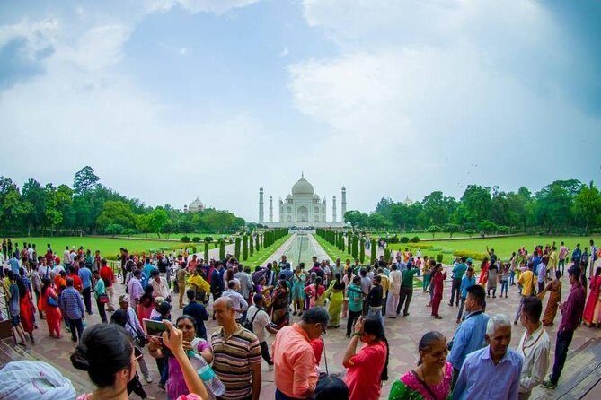 Sunrise Taj Mahal and Agra Fort Private Tour from Delhi - Authentic Experiences and Authenticity