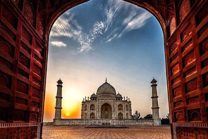 Sunrise tour to Tajmahal and Agra fort from Delhi - Exploring Agra Fort