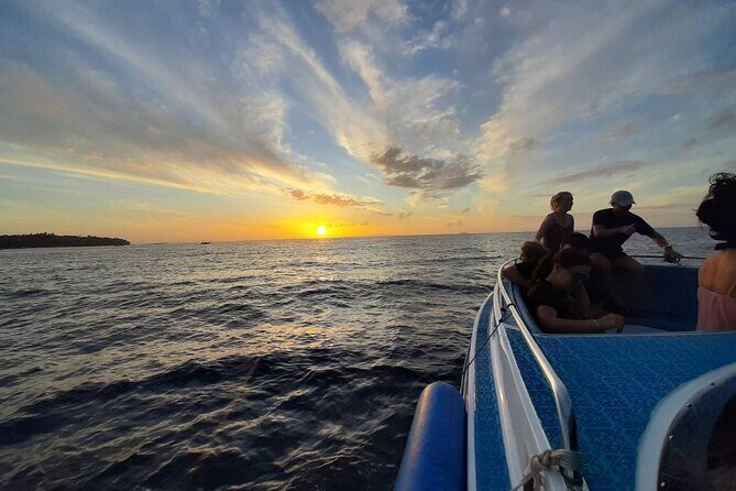 Sunset and Plankton Snorkeling by Speedboat from Phi Phi Don - What’s Included and What’s Not