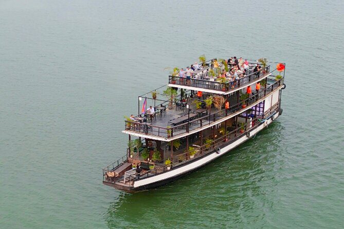 Sunset Cruise with unlimited beer & soft drinks -English speaking guide on board - Deep Dive into the Itinerary