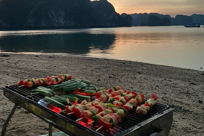 Sunset & Night Kayak with Bioluminescence Plankton on Lan Ha Bay - Why This Tour Works Well