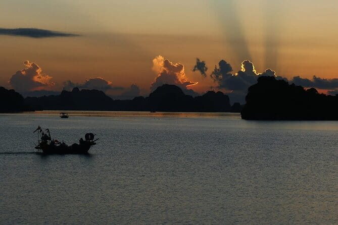 Sunset Paddles, bioluminescent plankton Kayak Tour from Ca Ba - The Value of This Experience