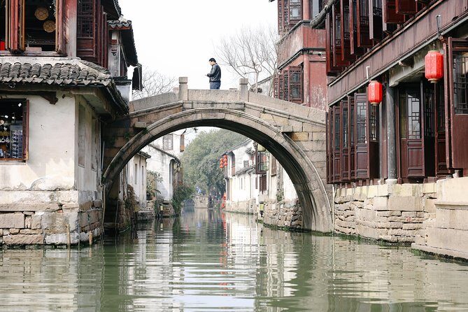 Suzhou and Zhouzhuang Water Village Day Trip from Shanghai - Transition to Zhouzhuang: The Water Town Gem