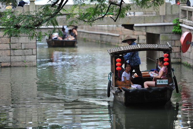 Suzhou Private Full-day Tour from Shanghai including Must-see Attractions - Detailed Breakdown of the Itinerary
