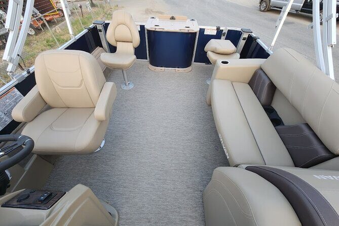 Sylvan Mirage Party Pontoon Boat Rental - What to Expect During Your Rental