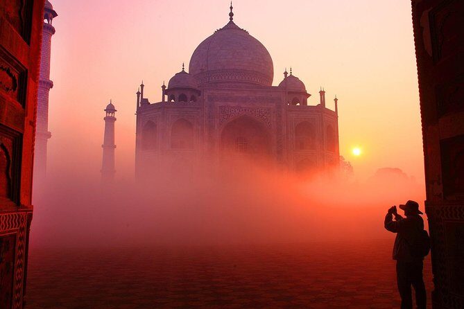 Taj Mahal, Agra Fort & Baby Taj Day Tour from Delhi with 5* Meals - Exploring Agra Fort: Mughal Grandeur