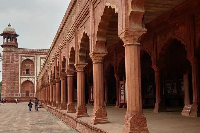 Taj Mahal and Agra: Beyond The Guidebooks - Practical Details and What They Mean for You