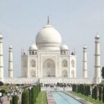 Taj Mahal and Agra Fort from Delhi - The Journey Begins: Picking Up and Heading to Agra