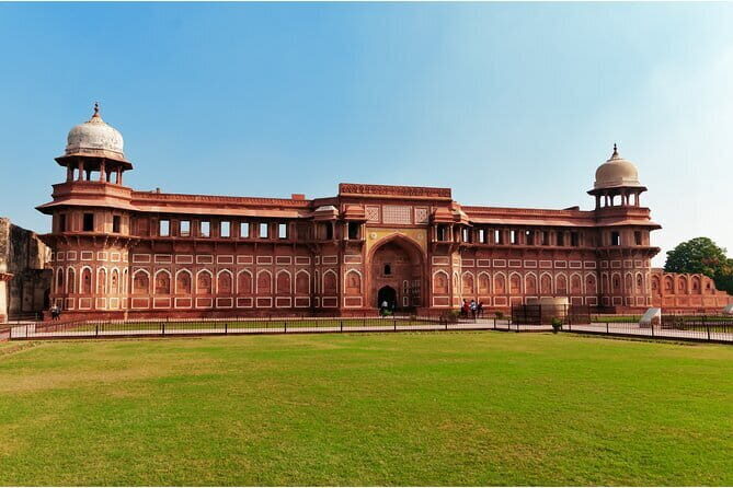 Taj Mahal and Agra Private Day Tour by Car from Delhi - Exploring Agra Fort