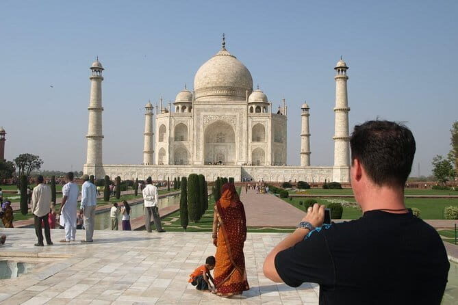 Taj Mahal Day Trip From Delhi With Lunch at Taj Mahal Restaurant - Why Choose This Tour?