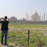 Taj Mahal One Day Tour From Delhi By Car - Arriving in Agra: The Heart of the Tour