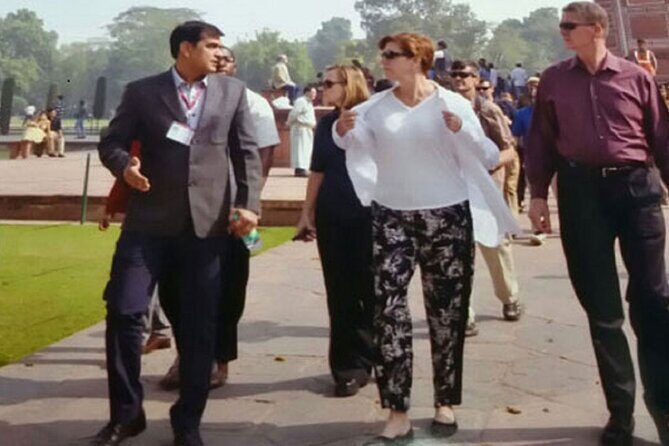 Taj Mahal Skip-The-Line Entry Tickets with Guided Tour - The Itinerary in Detail