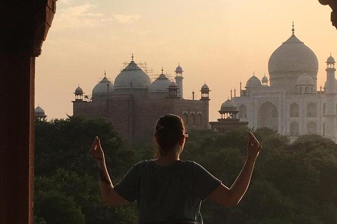 Taj mahal skip the line ticket and guide - Pickup and Transportation