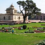 Taj Mahal Tour From Delhi - Same Day Agra Tour - The Value of the Experience