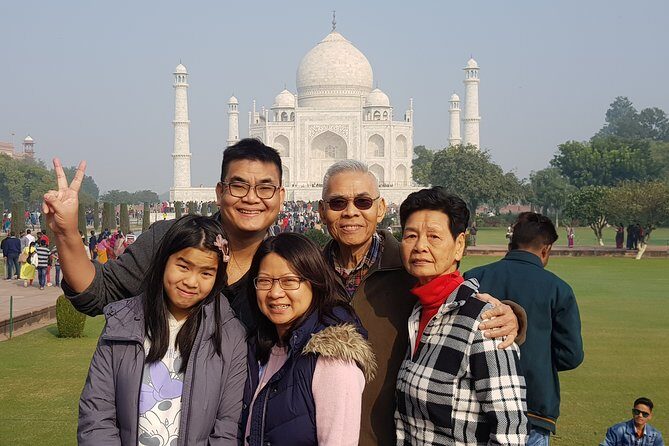 Taj Mahal Tour from Jaipur by Car - Private Day Trip - Lunch at a Five-Star Hotel