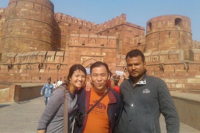 Taj mahal tour with SOS Elephant/Bear wildlife Sanctuary - Who’s This Tour Best For?